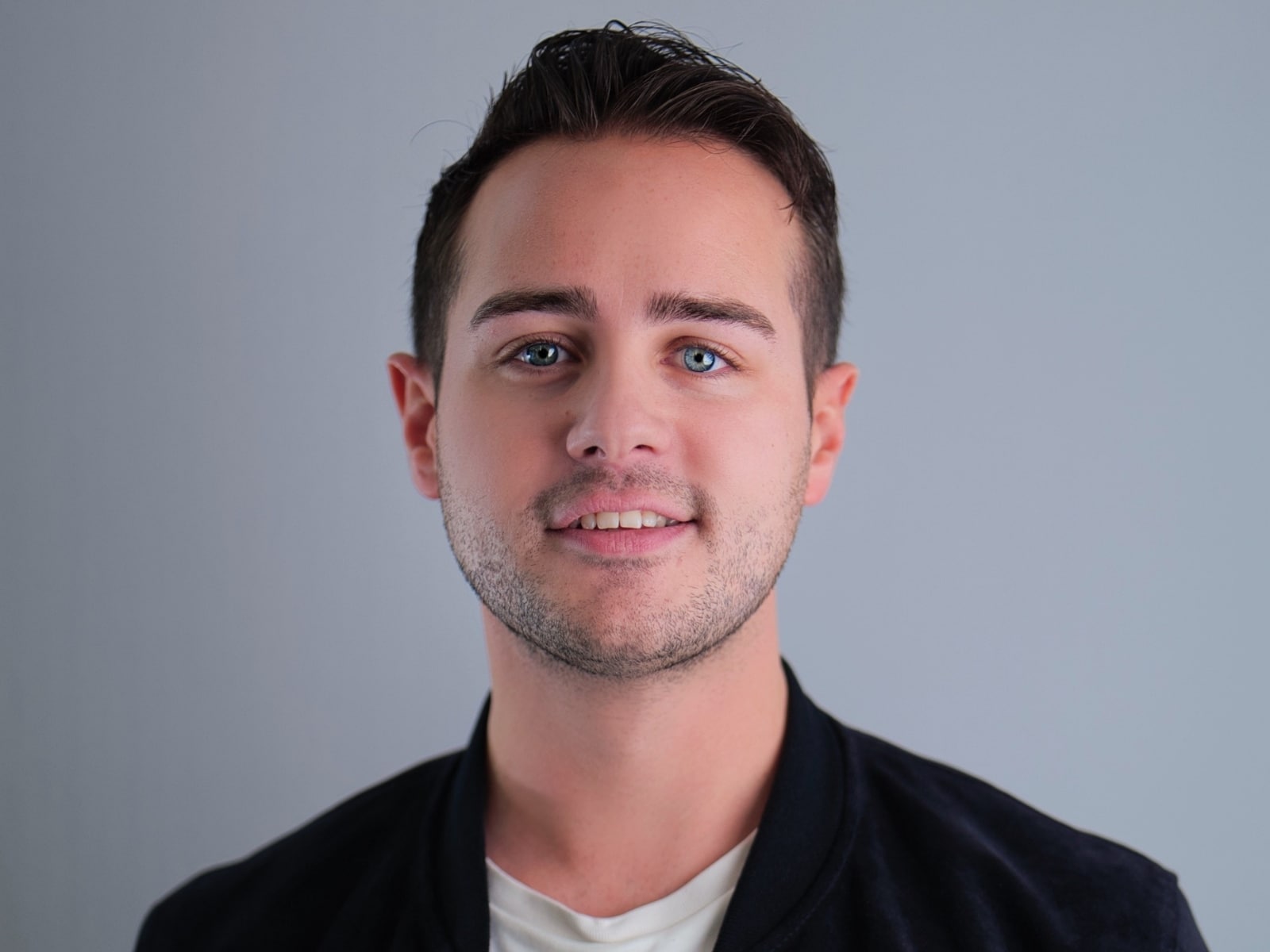 Home - Apollo Private Wealth